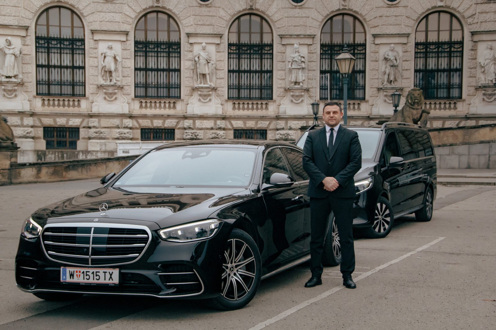 Budapest Vienna Airport Transfer · Joyplus